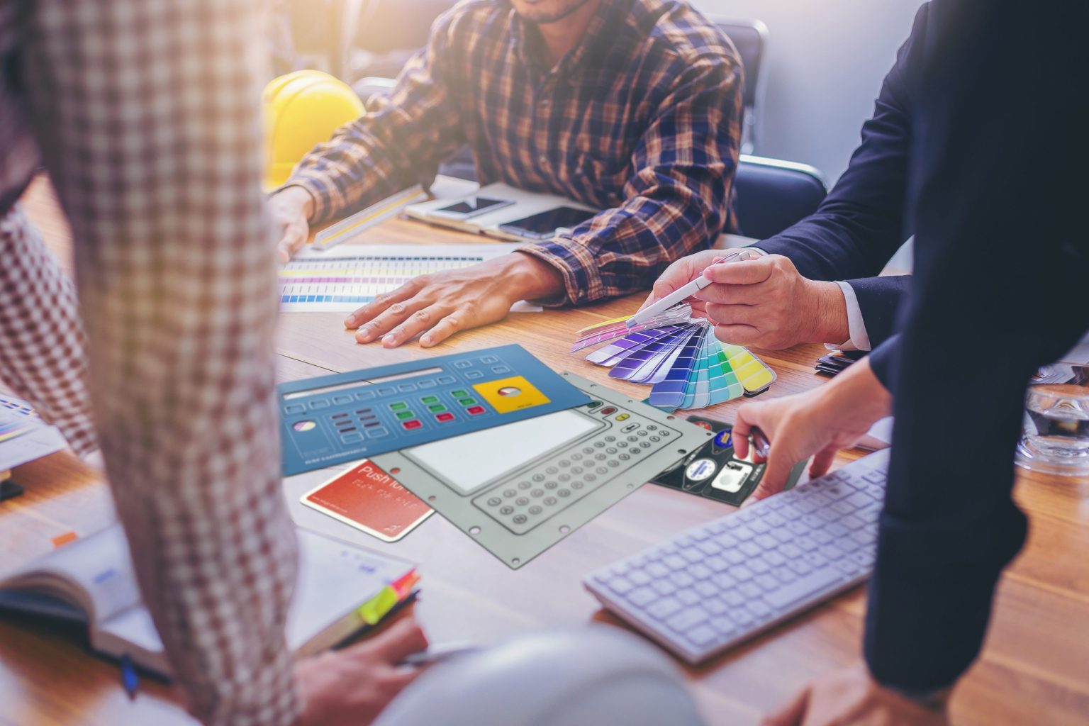 Interface and Graphic Solutions - RH